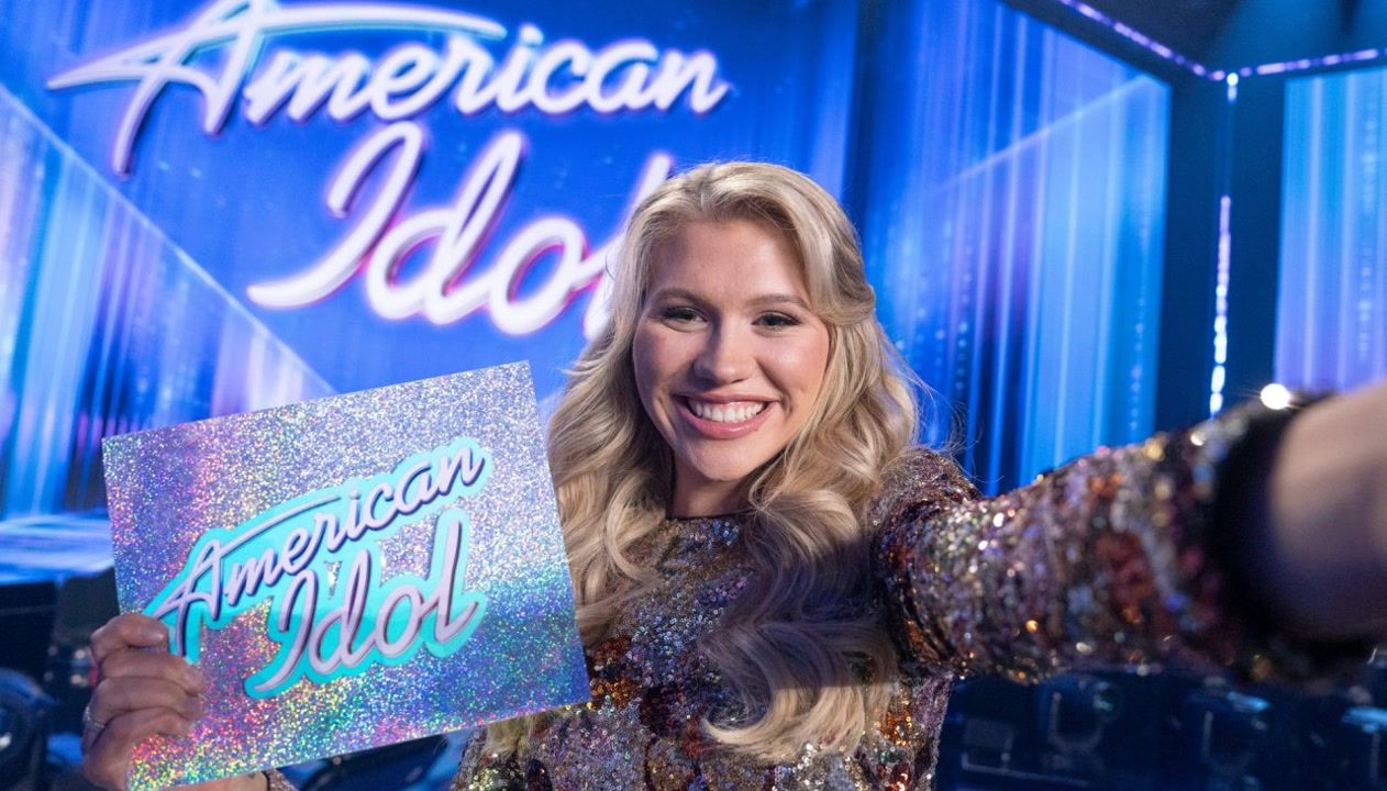 Who is Hannah Harper? See the moment she made Carrie Underwood cry