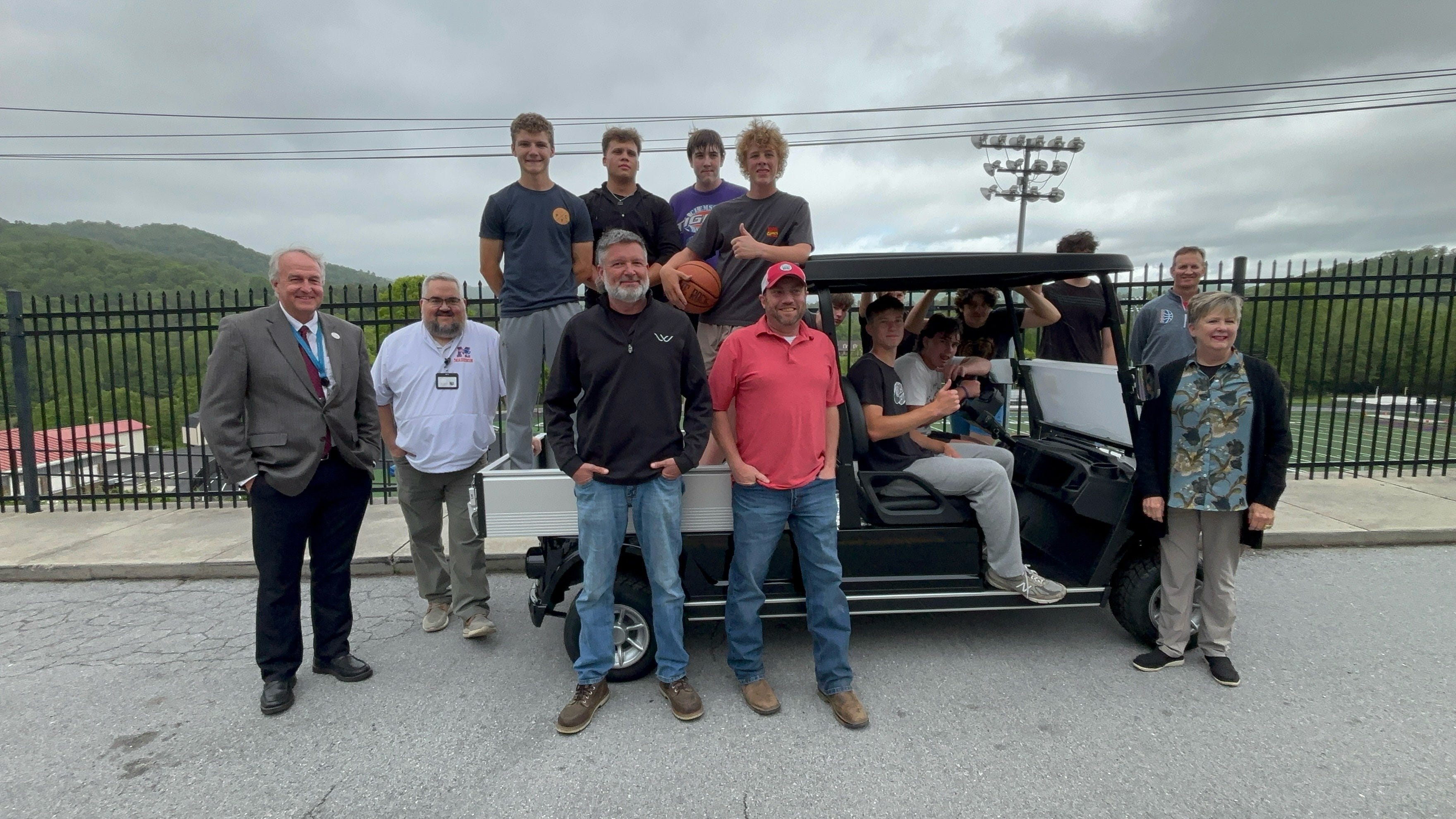 Hatley Pointe gifts luxury golf cart to Madison High athletics program