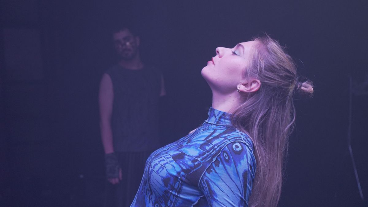 ¿Y si el confinamiento por pandemia te pilla en una rave? María Velasco ...