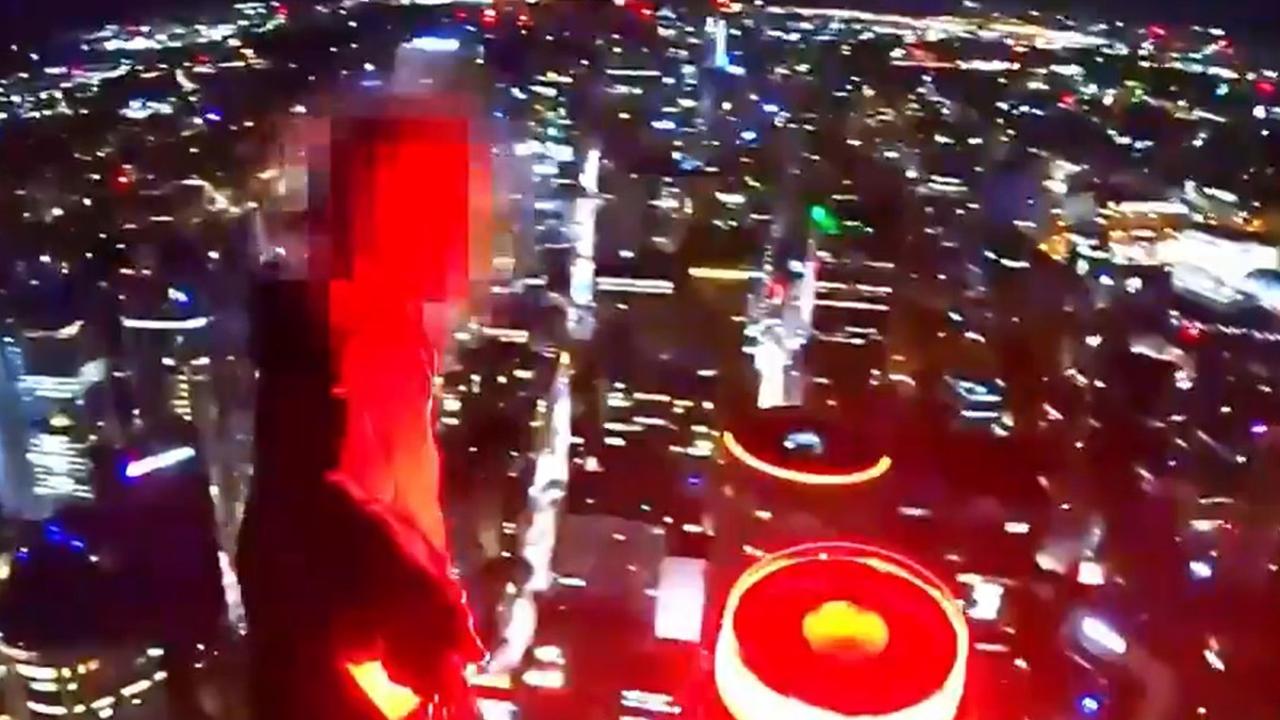 'Stupid': Man scales city's tallest building