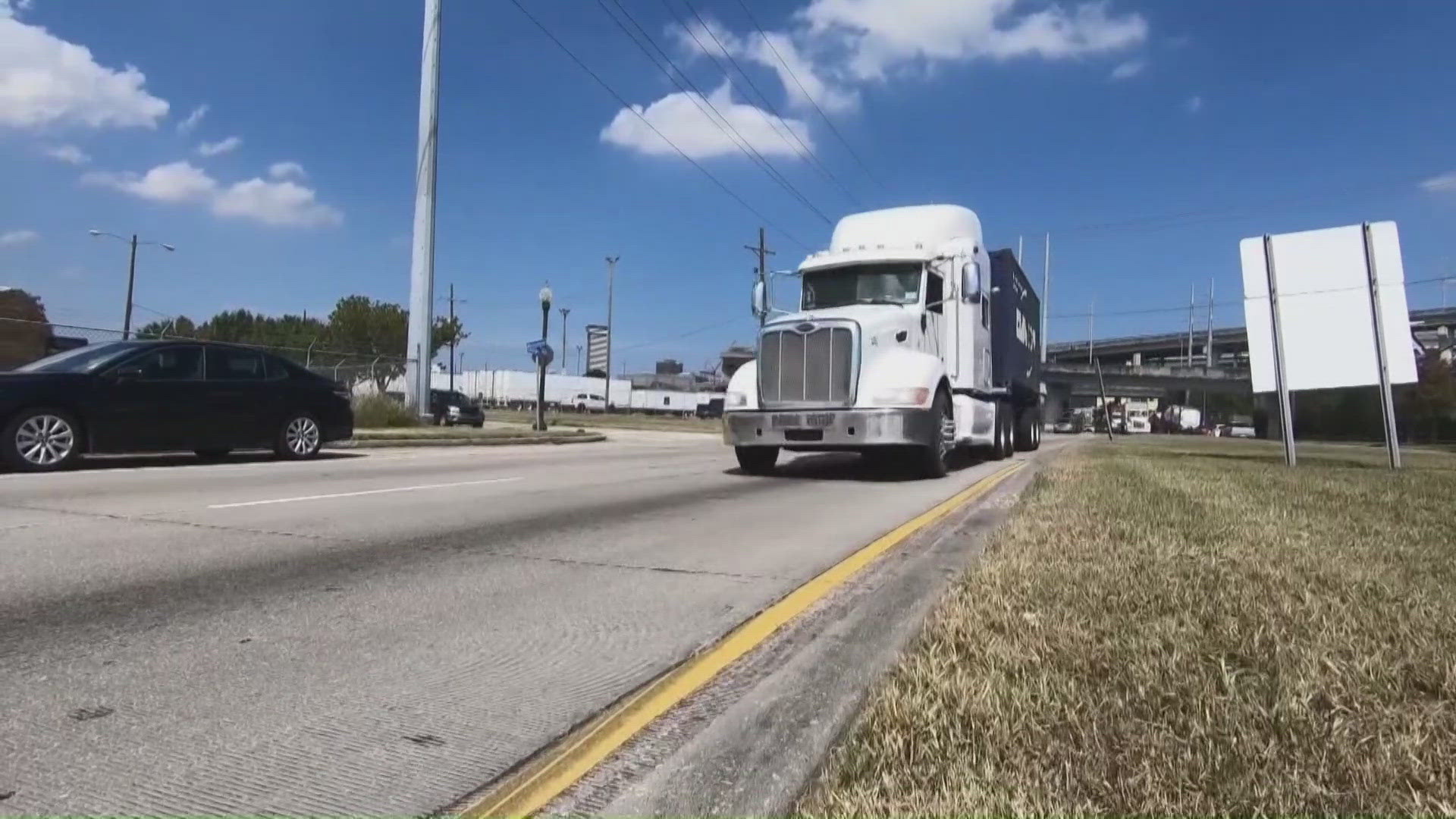 18-wheeler staged crash case suspect pleads guilty