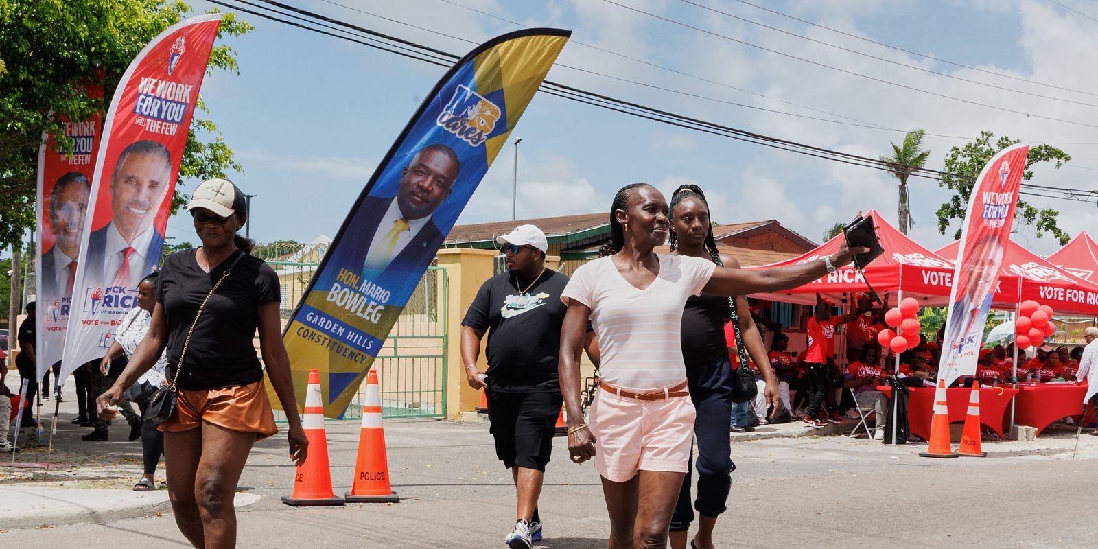 Bahamas premiärminister omvald – första på 30 år