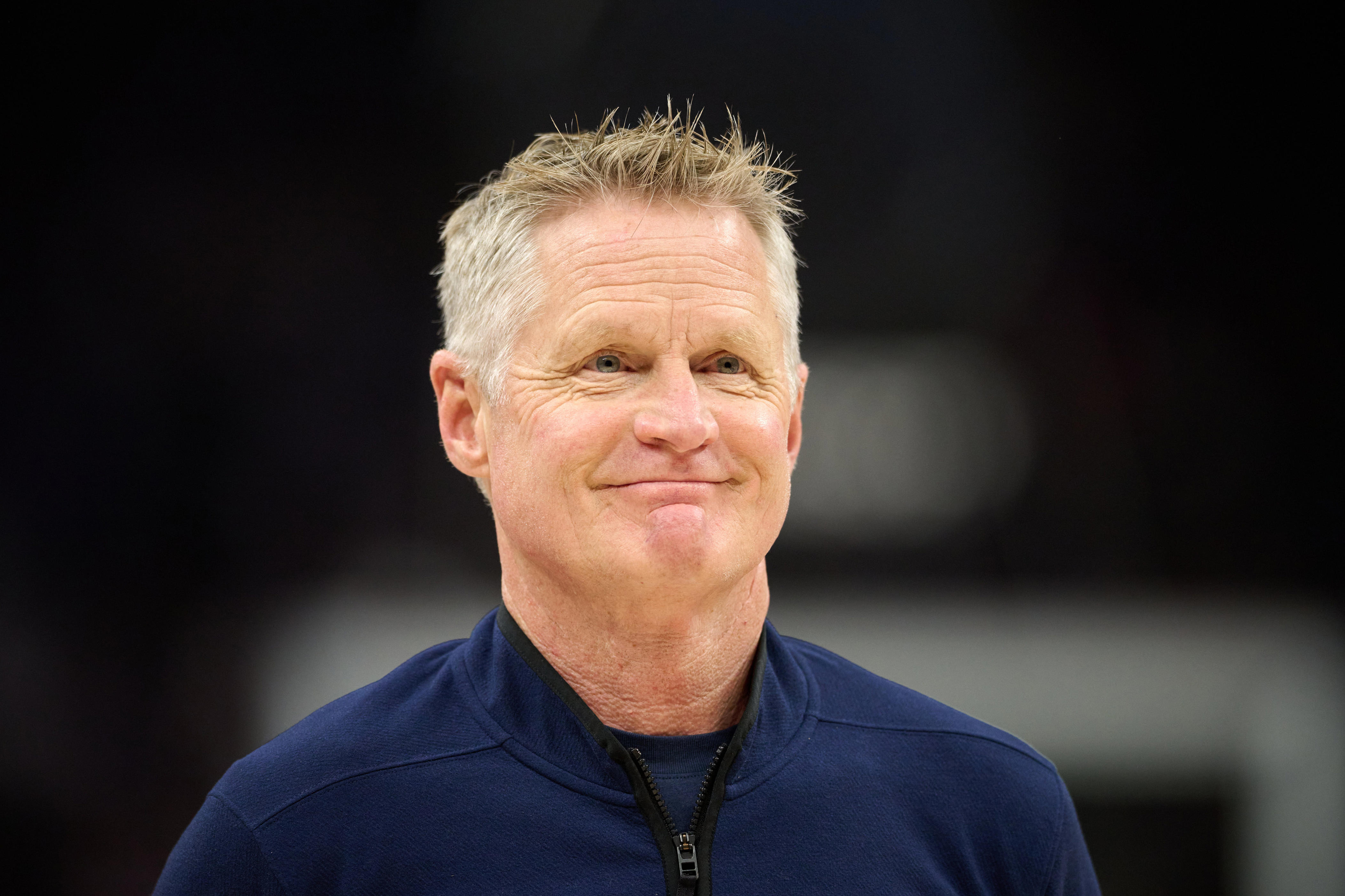 Warriors officially re-sign head coach Steve Kerr to two-year deal