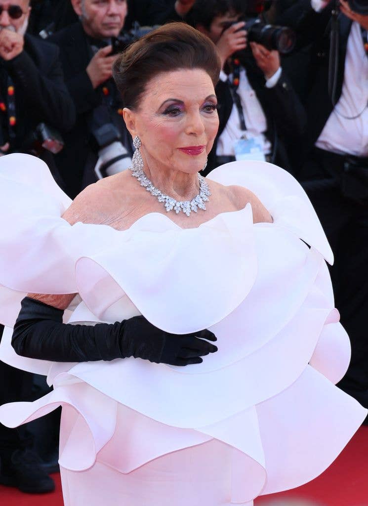 Joan Collins 92 Steals The Show In Breathtaking Gown On The Cannes