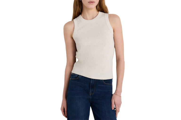I'm 5 feet tall, and I’m buying 12 summer staples from Quince's petite ...