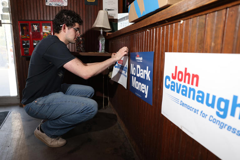 Nebraska Democrats in tight primary race for state's 'blue dot' US ...
