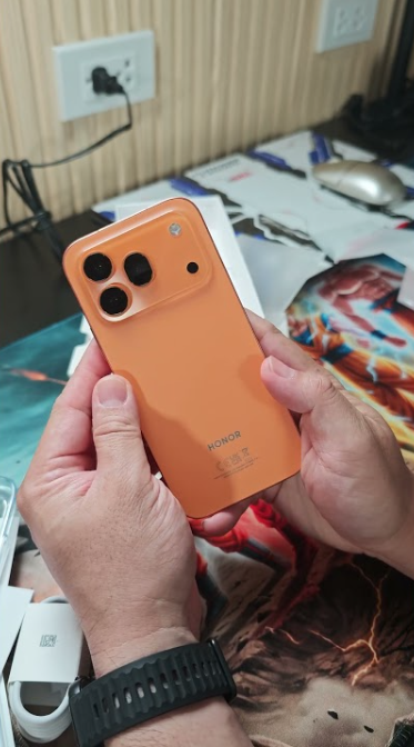Honor 600 Pro unboxing first look at the new smartphone