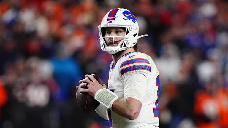 Report: Bills oust longtime reporter after new broadcast deal