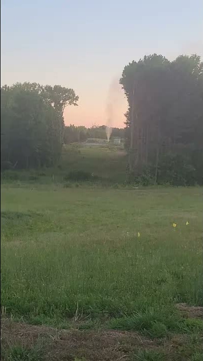Video shows plume of gas shoot into air in Simpsonville