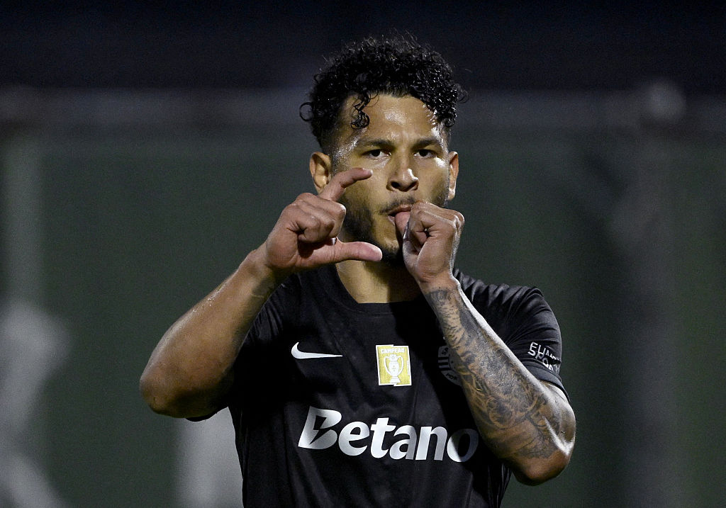 Newcastle United eye Liverpool target Luis Suarez as potential striker ...