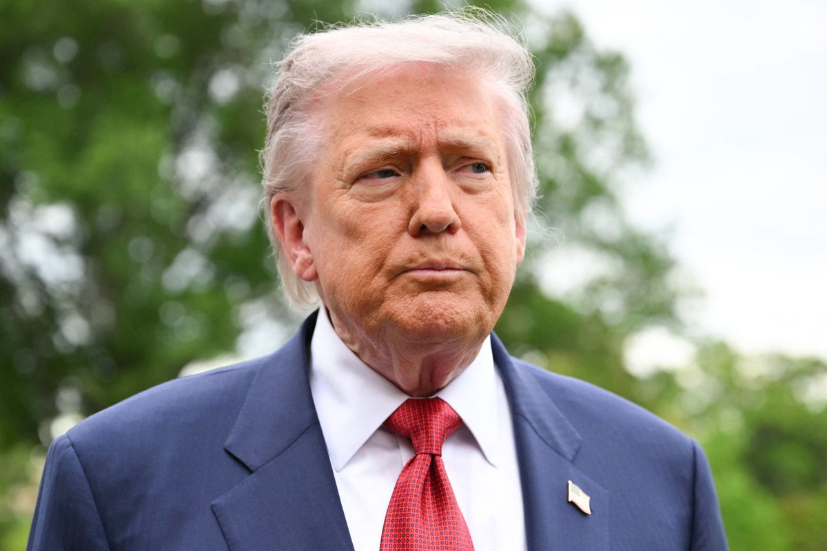Trump insults reporter asking about the changed cost of his ballroom