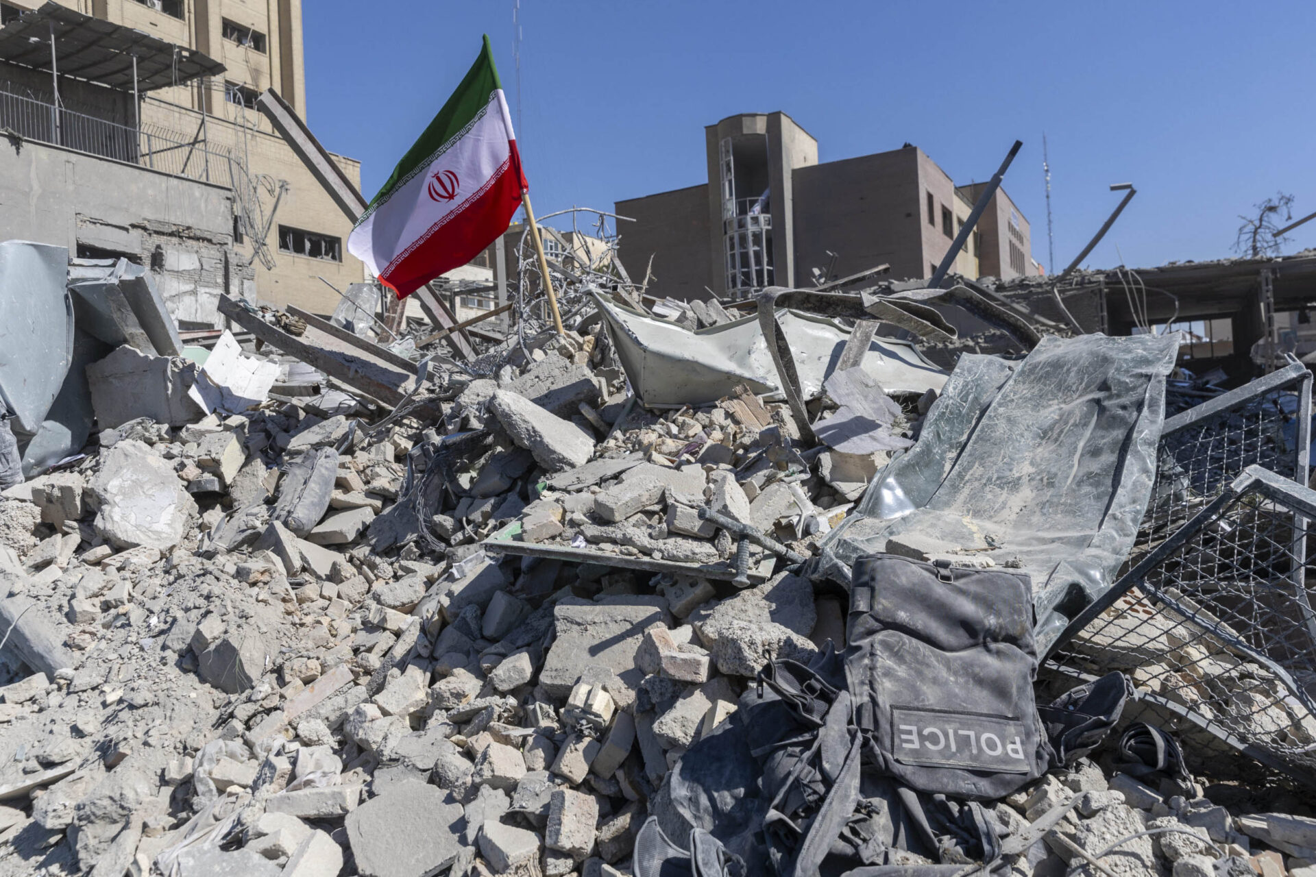 Conflitto Iran-USA: l'impatto economico per gli americani