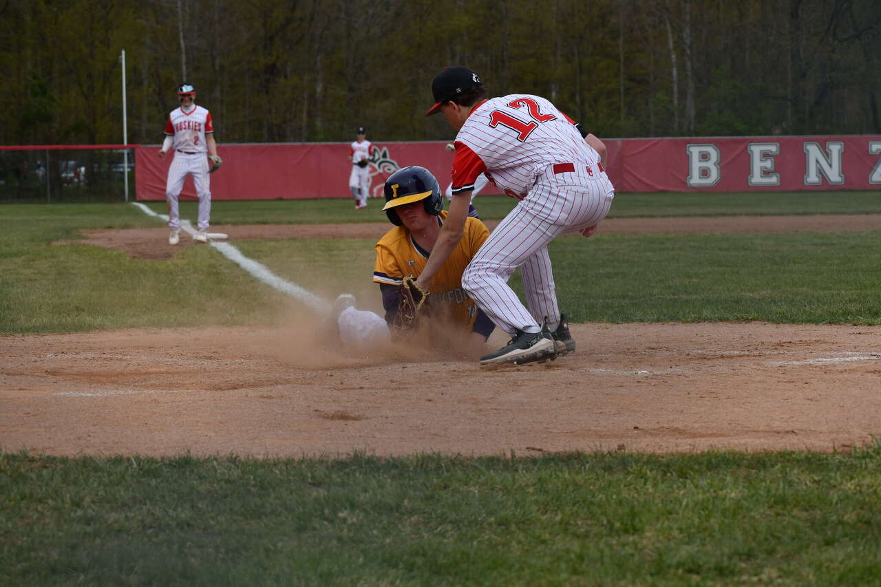 Frankfort baseball downs Benzie Central