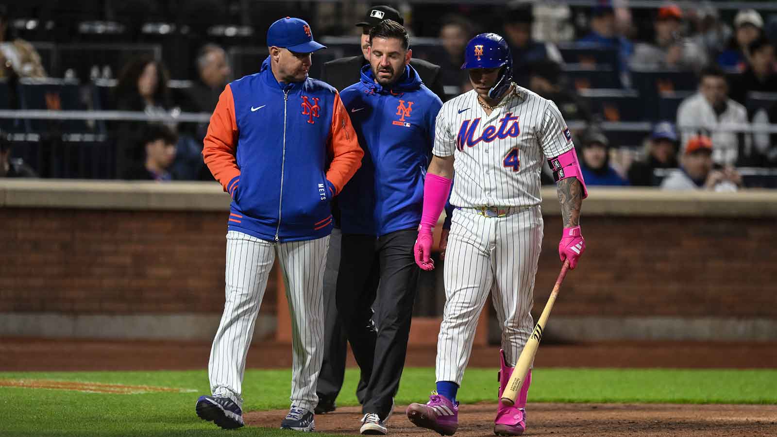 Mets’ Francisco Alvarez removed from Tigers game amid injury concerns