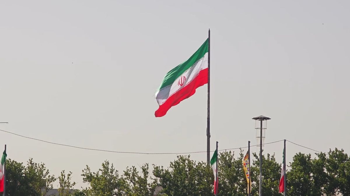 Berichte: Iran besitzt noch Großteil seines Raketenarsenals