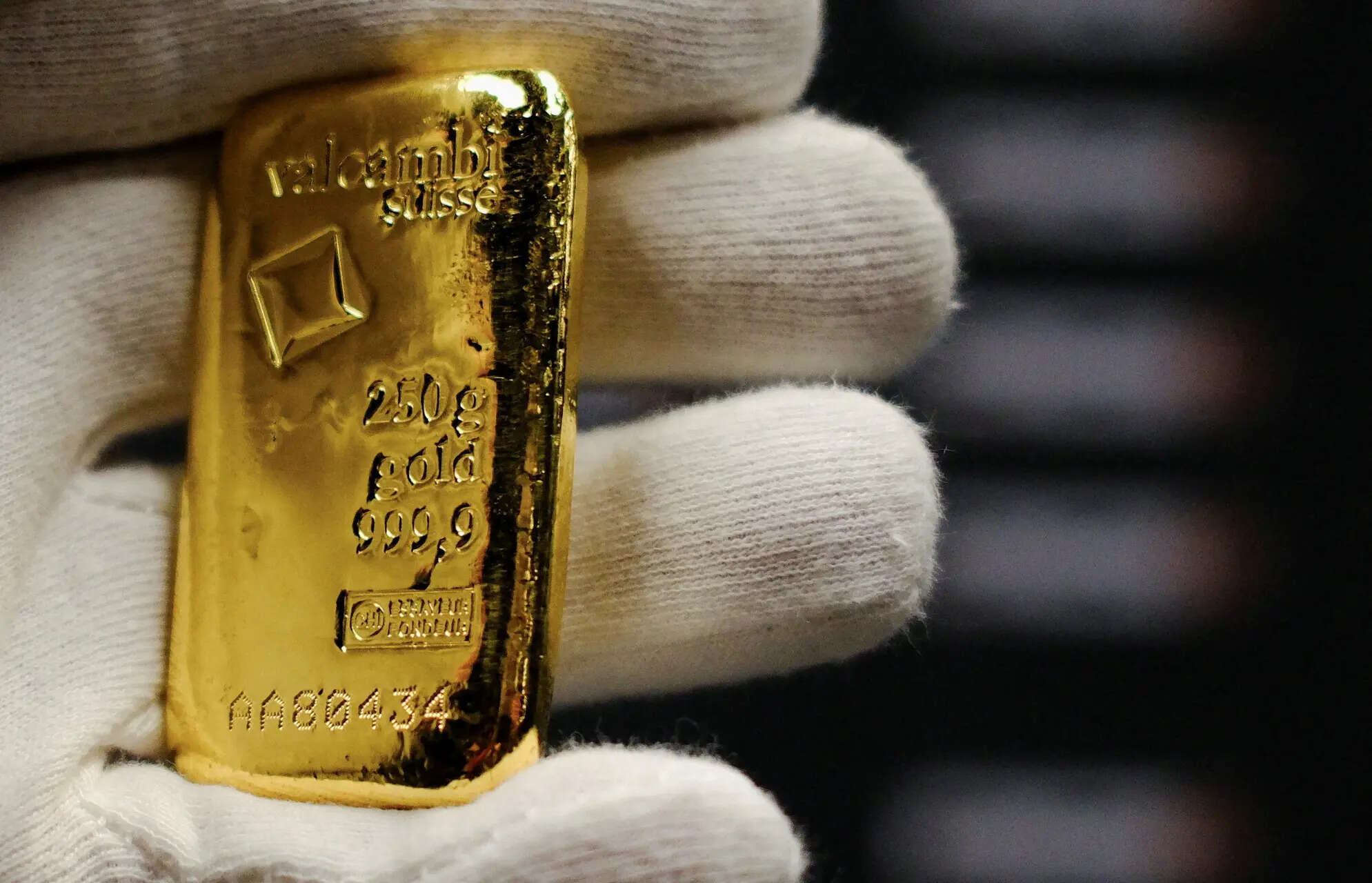 DRI, Customs officers to intensify vigil on gold smuggling post import ...