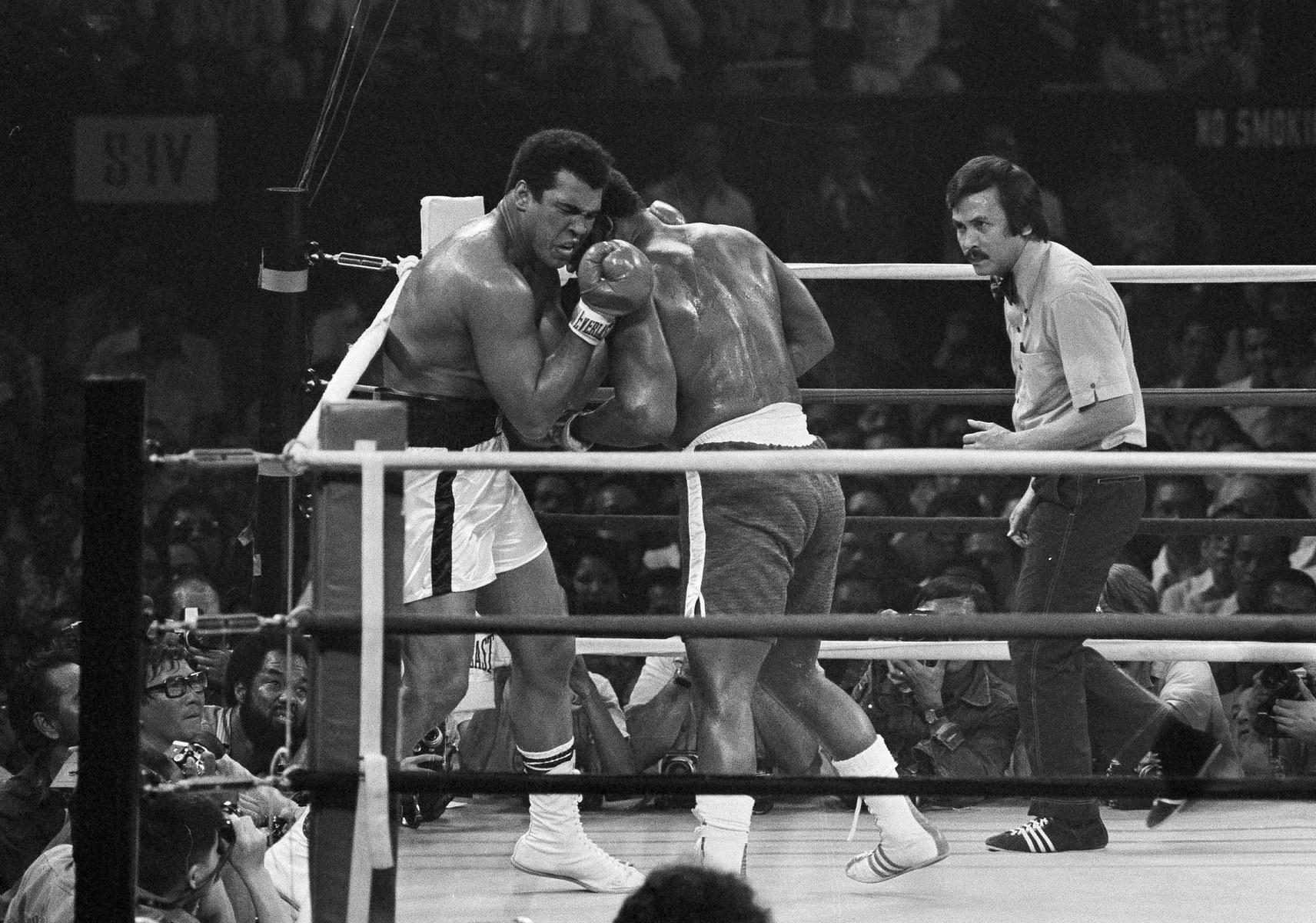 20 sports rivalries that went too far