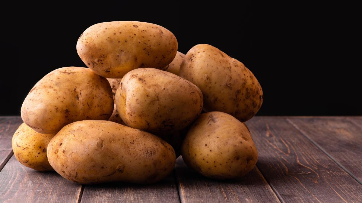 Los cocineros coinciden sobre las patatas: «Nunca se deben guardar en ...