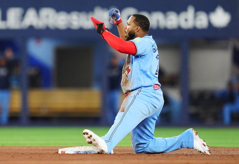 Blue Jays rally comes up short vs. Rays a year after Toronto led MLB in ...