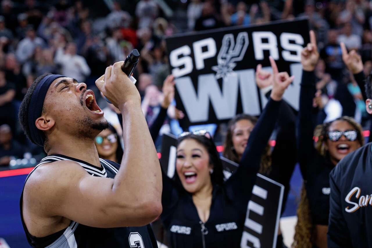 SAPD asks Spurs fans to celebrate playoff wins safely in new video