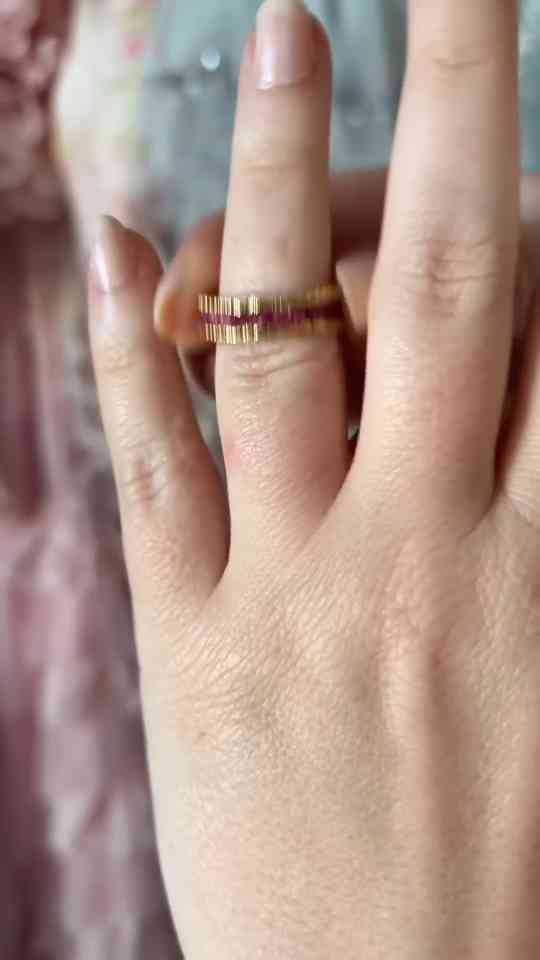 Feminine jewelry ideas for a soft vintage look