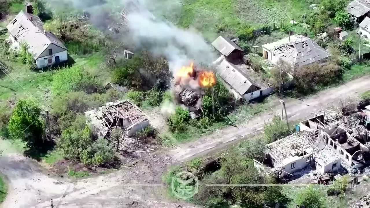 Russia’s army is starting to collapse in 2026 - Ukraine keeps ...