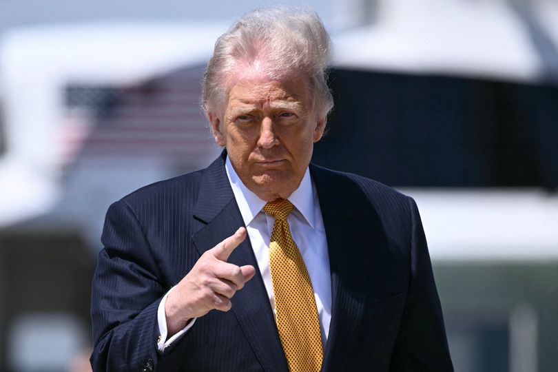 Trump spends flight to China relentlessly ranting in latest social ...