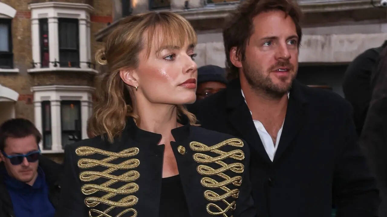 Margot Robbie’s bold Alexander McQueen look steals the spotlight at ...