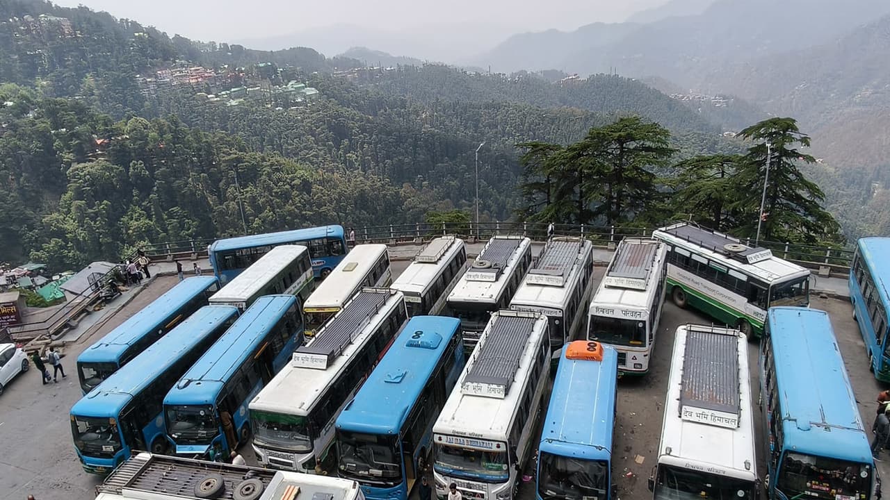HRTC employees protest in Shimla over unpaid salaries, warn of strike