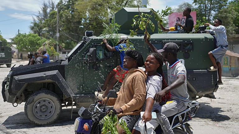 Haiti residents protest after Cite Soleil clashes displace hundreds