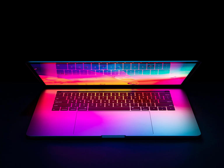 Good news, AI coders: You can keep your laptop running while closed