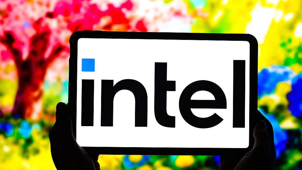 Intel leak and AMD forecast hint at PC market shift