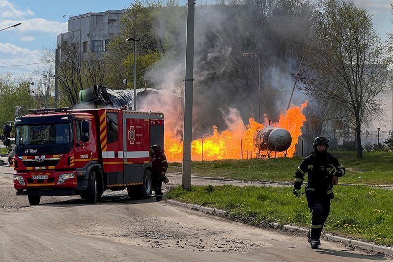 Ukraine's Zelenskiy warns of incoming Russian drone attacks during daylight