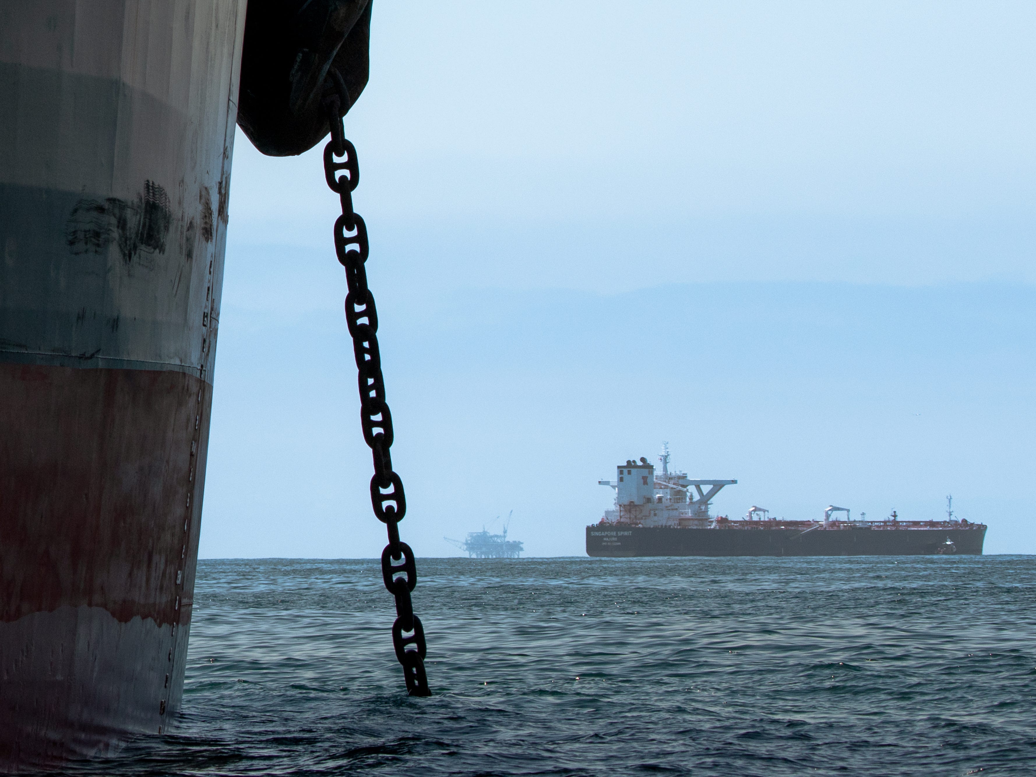 How the US and China's oil markets are 'shielding' the world economy ...