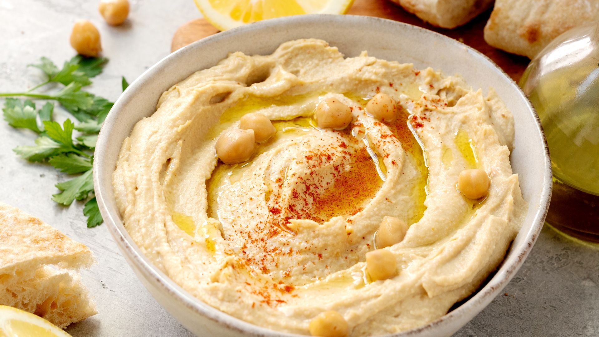 Trucos muy sencillos para conseguir en casa el hummus perfecto