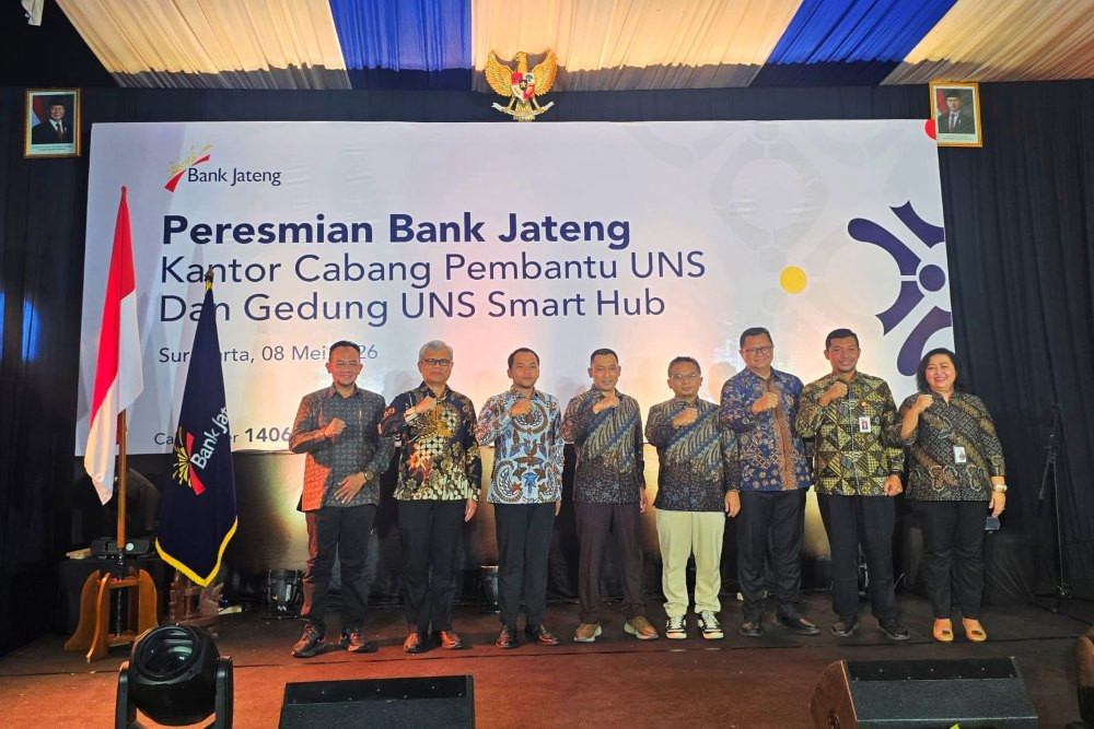 Bank Jateng resmikan KCP UNS dan gedung UNS Smart