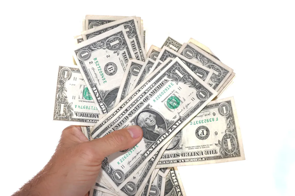 June Social Security direct payment worth $994 goes out in 15 days