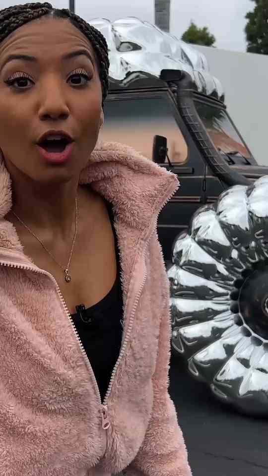 This G-Wagen Drives on the Moon Like It Owns the Craters