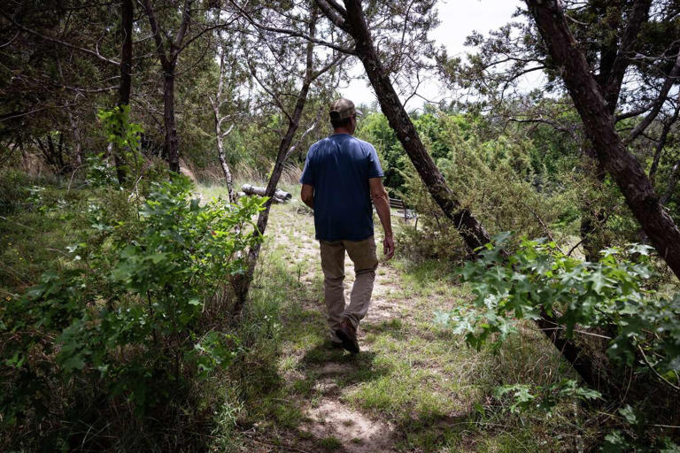'Technology is a hurdle': Rural Texans push through 765-kV transmission ...
