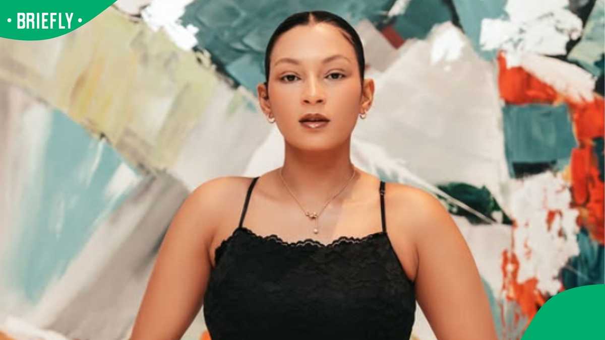 See the latest gift Ashley Ogle received from her fans
