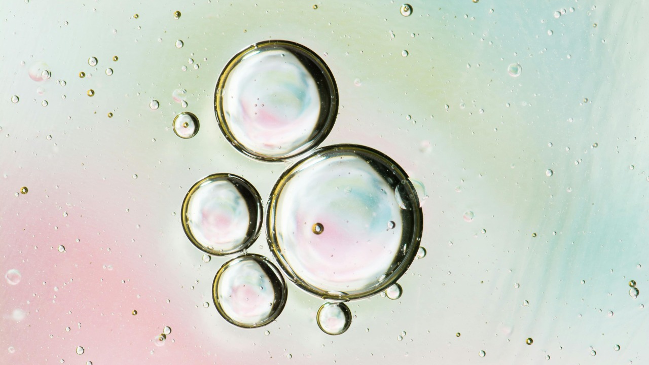 Scientists discover the exact molecule that flips fat into a calorie ...