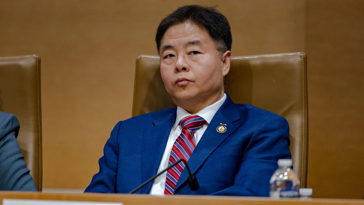 Did Ted Lieu say 'unreleased Epstein files show Trump raping children ...