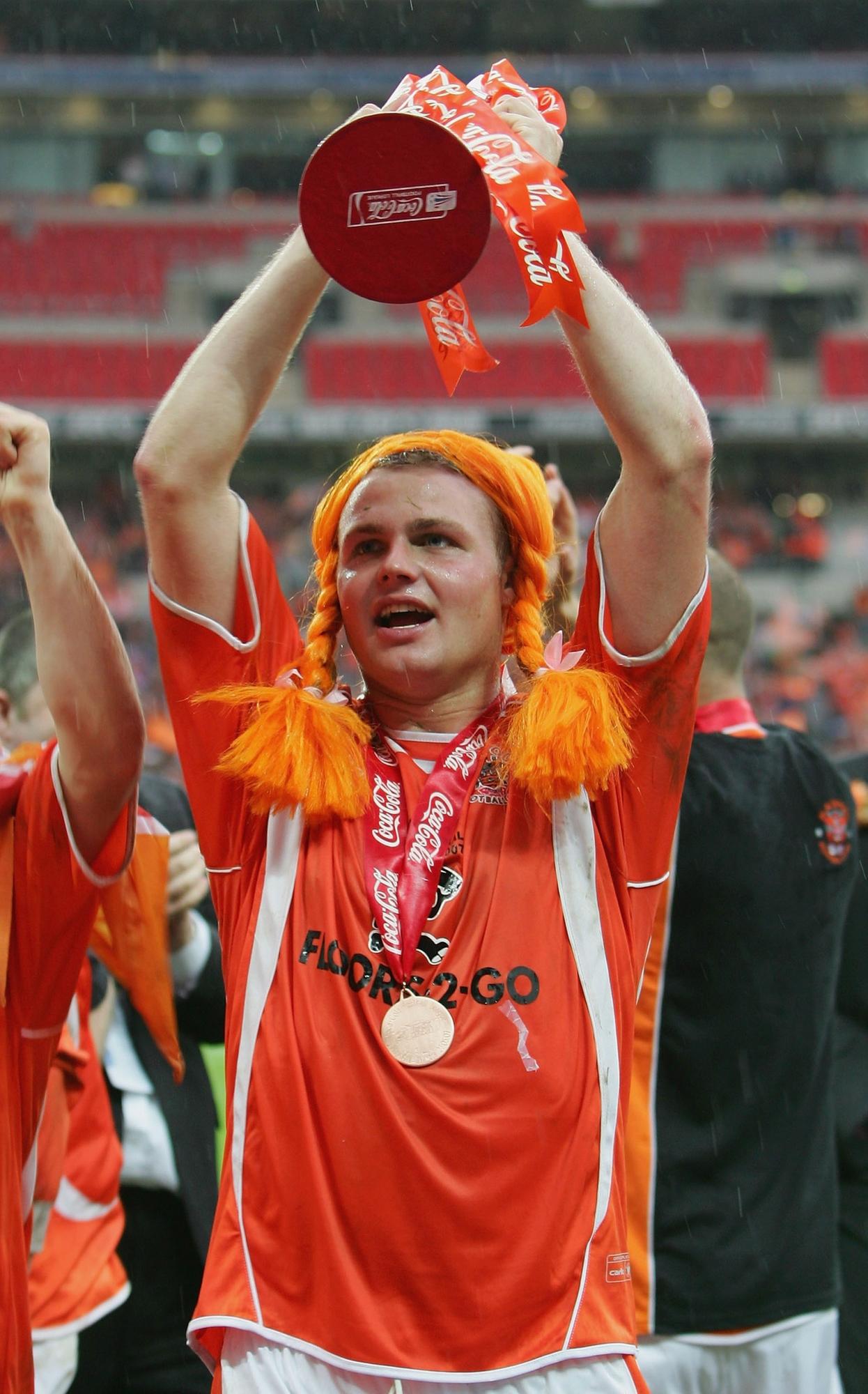 Wrexham media to Burnley coach - where Blackpool's 2007 promotion ...