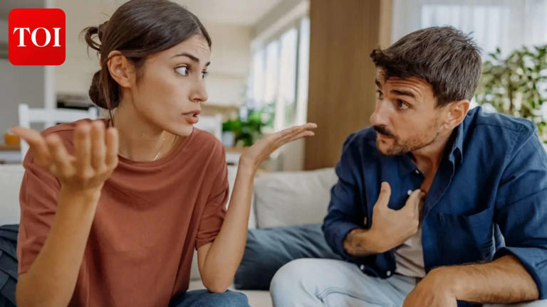 Divorced people share the exact 'quiet' moment they knew the marriage ...