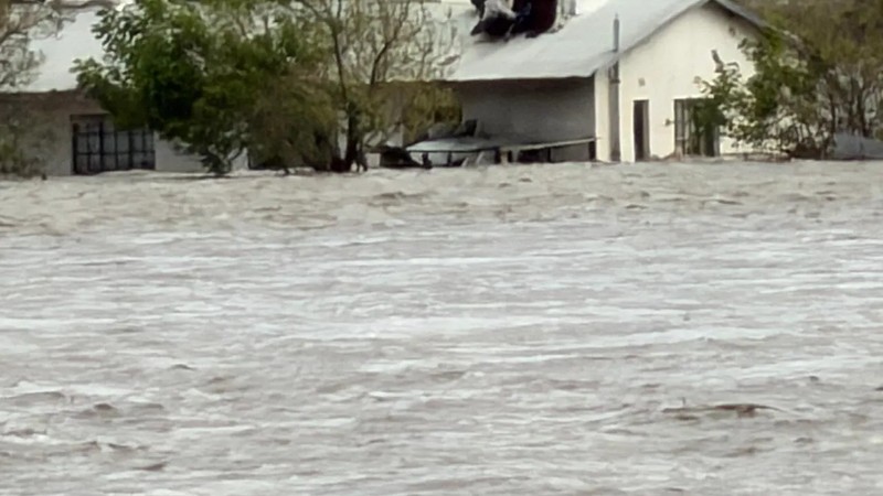 Death toll rises to 10 as flood disaster leaves thousands homeless in ...
