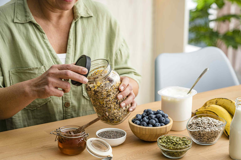 A dietitian explains why you should be 'fiber training,' plus 5 tips to ...