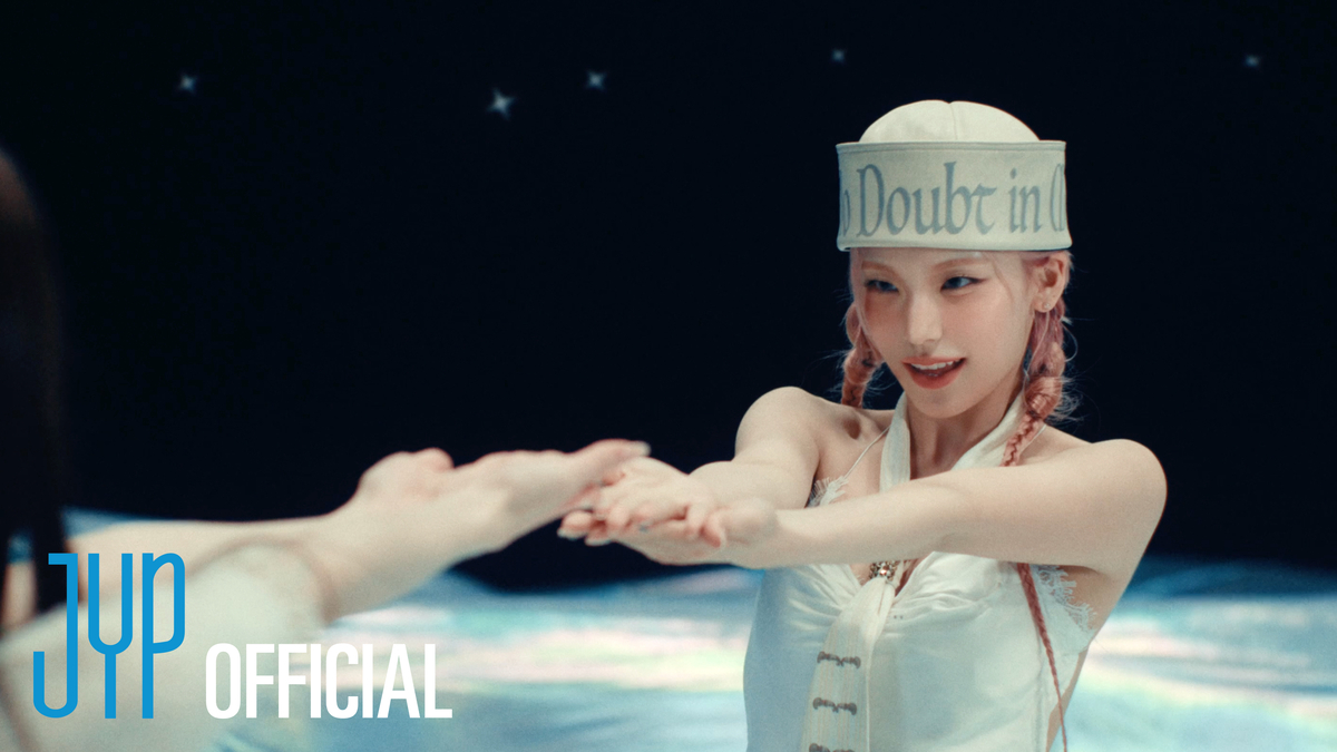 ITZY unveils teaser for new song 'Motto' (Motto) music video ...