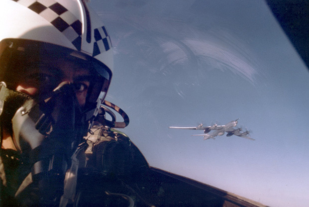 21 cold war photos of US pilots harassing Soviet bombers