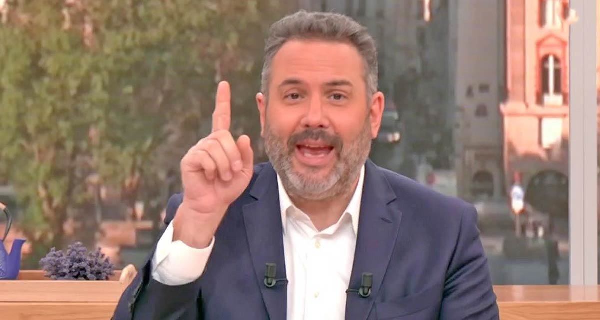 Bruce Toussaint absent, TF1 frappe un grand coup