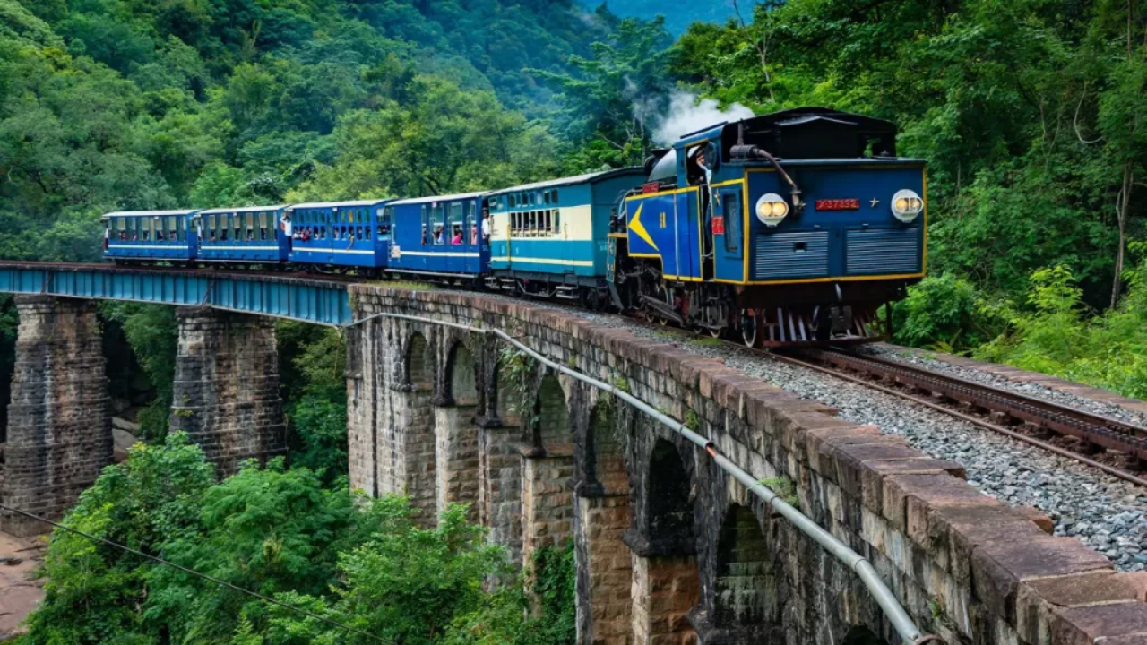 Planning a trip to Coonoor? Best time to visit, weather updates and ...